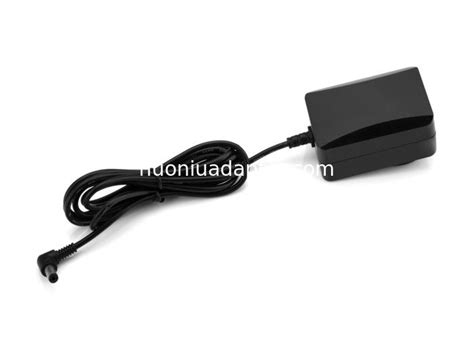 Universal Efficiency 12 Volt Switching Adapter For Electronic Devices