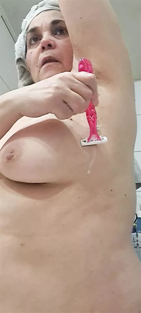 Wife Removing Some Hair From Her Armpits Amateur Porn Feat Monse Xhamster