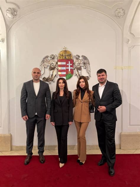 Мартин Харизанов представя България на Централноевропейска среща в Братислава и Виена снимки