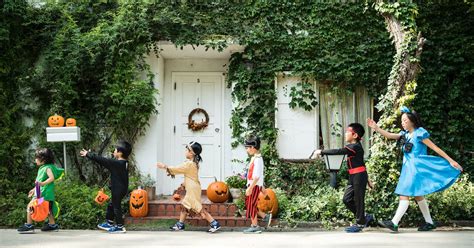 21 Homemade Halloween Costumes That Are Actually Brilliant