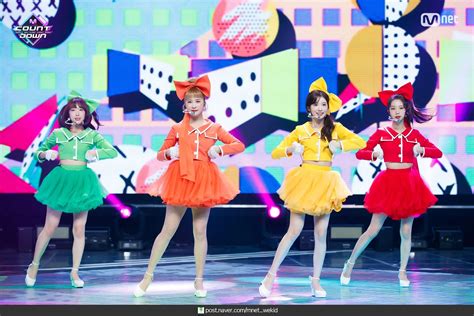 201008 WJSN CHOCOME - 'Hmph!' at M Countdown (Mnet Naver Update) | kpopping