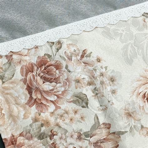 Занавіска легка з вставками у квіти Короткі штори для вікна 1 4х1 7м 2шт купити в Україні Київ