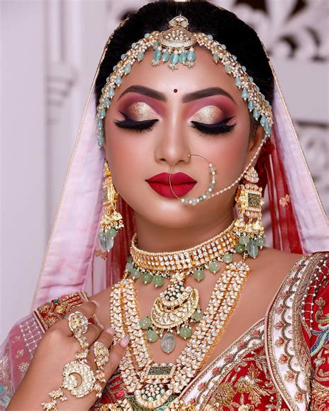 Pin By Rinku Singh On Bridal Bridal Eye Makeup Bridal Makeup Images