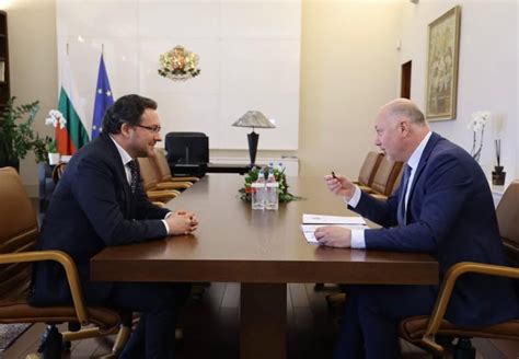 Даниел Митов след работна среща с Росен Желязков Разпоредих засилен контрол и провеждането на