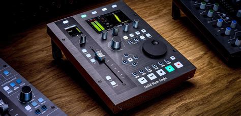 Ssl Uf1 Daw Controller Mit Motorfader Amazona De