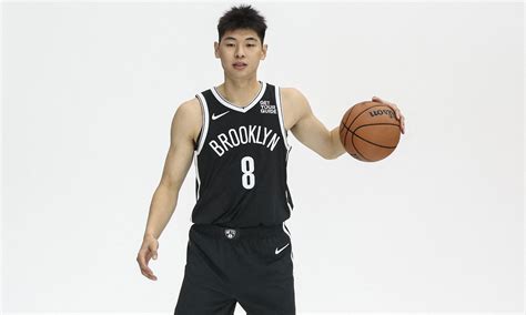 Chinese Basketball Player Yongxi Jacky Cui Aiming To Enter Rare Nba Territory With Brooklyn Nets