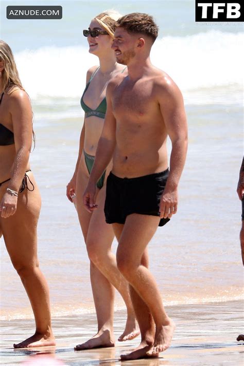 Missy Keating Sexy Shows Off Her Attractive Curves In A Green Bikini At