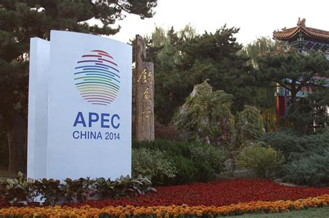 ТАВАН ЕРӨНХИЙЛӨГЧ ХОЁР ЕРӨНХИЙ САЙД БА СИ ЖИНПИН Болормаа Лунтан