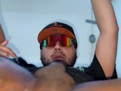 S Xxxy What A Loose Sloppy Cunt He Has