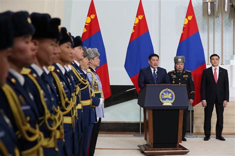 Турк Улсад үүрэг гүйцэтгэсэн албан хаагчдад гамшгийн голомтын бүсэд ажилласан томилолтын зардлыг