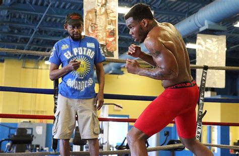 Isiah Seldon Earns Fourth Straight Win