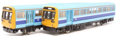 Hornby R867 Class 142 Pacer 2 Car Dmu In Provincial Hattons