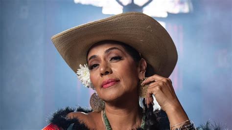 Lila Downs Llegará Con La Sánchez A Pachuca