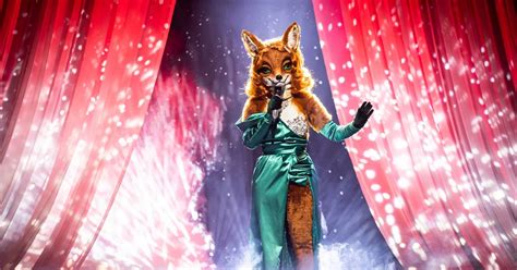 He Lives Ms Foxy Has To Let Go Of The Masked Singer Find Out Who Was