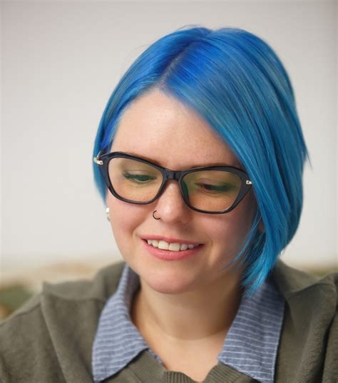 20 Bob Hairstyles That Pair Perfectly With Glasses Hairstylecamp