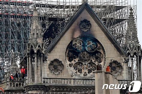 佛 노트르담 화재 원인·피해규모 본격 조사실화에 무게 뉴스1