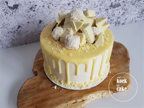 Taart Witte Chocolade Drip Taart Blondies Brownies And Bars