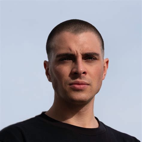 Tom Siebolds Instagram Twitter And Facebook On Idcrawl