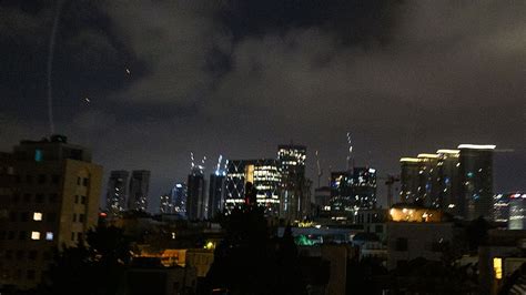 Иран и Израел започнаха нова размяна на удари Новини бг