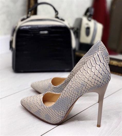 Туфлі на підборах — ціна 1000 грн у каталозі Туфлі Купити жіночі речі за доступною ціною на Шафі