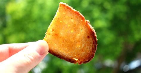 사워도우 칩 만들기 남은 빵 요리