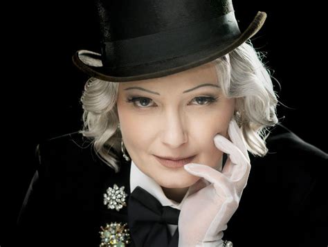 Lnobt Choreografė Živilė Baikštytė „mitus žmonės Kuria Norėdami Ką