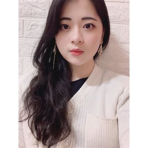 昱晨 Yu Chen 0120 • Threads Say More