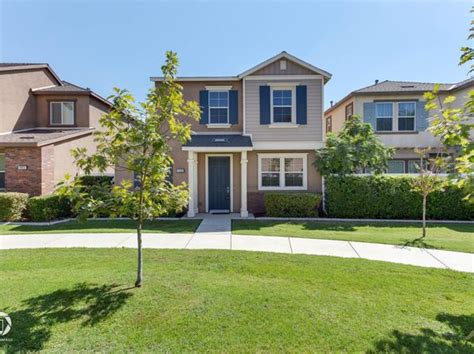 Swimming Pool Bakersfield Ca Real Estate 108 Homes For Sale Zillow