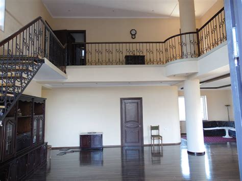 იყიდება კერძო სახლი საგურამოში