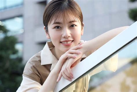 小芝風花 お知らせです 明日7月30日木よる7時 妖怪シェアハウスライブ配信 夏の夜の妖怪ホームパーティーを行います