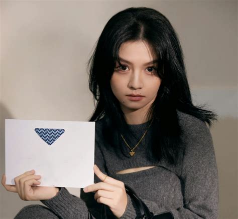 又有大瓜！知名女星塌房，因违法违规被禁言，曾入选福布斯精英榜