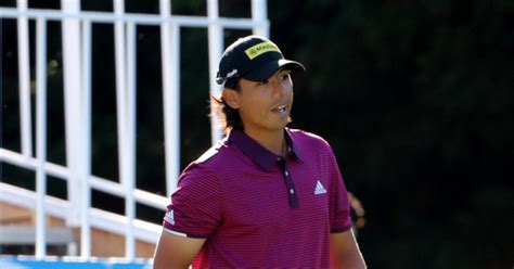 티샷 준비 하는 가빈 그린