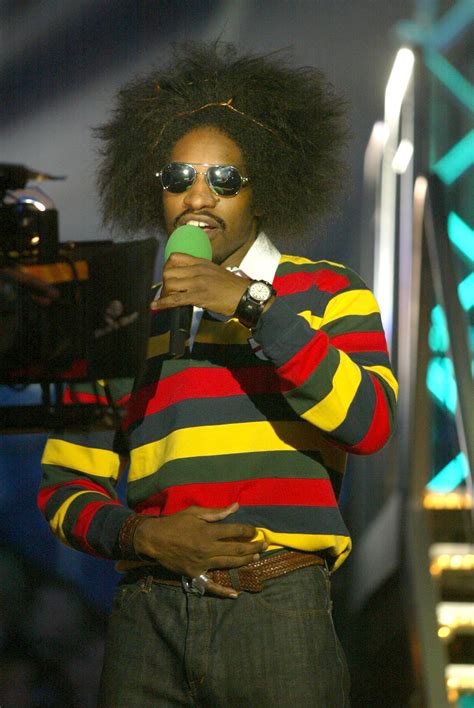 The New Movement 11 Afros That Make It Impossible Not To Love Black