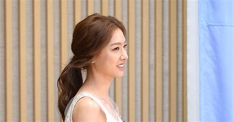 서지혜 시원해 보이는 민소매 시스루룩 [mbn포토]