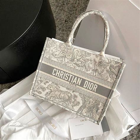 디올 디올 뜨왈 드 주이 북 토트백 4컬러미디움 위시버킷