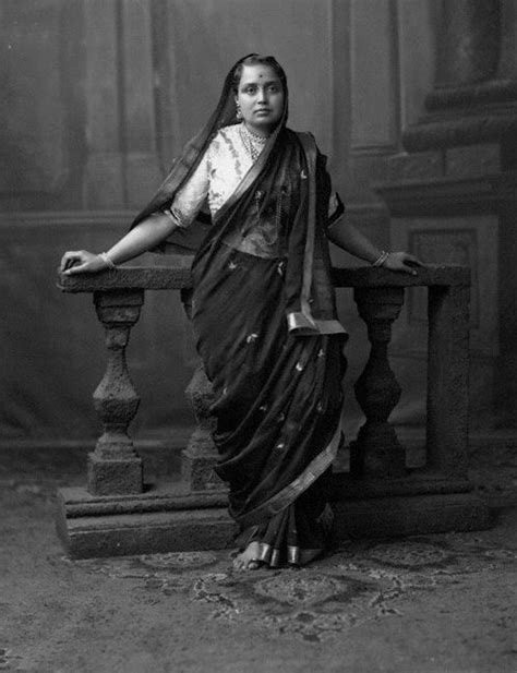 The Sari 1910 1920 Its Kind Of Hard To Pinpoint Vintage Indian