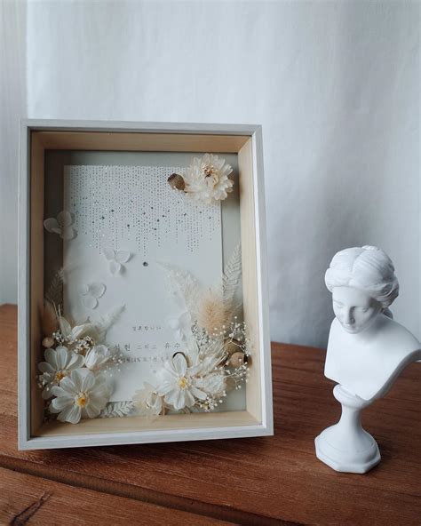 지미스테이블 청첩장액자 결혼선물 로 좋은 청첩장액자 프리저브드플라워로 오랫동안 보관하실 수