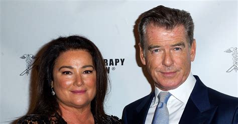 Hollywood S Model Couple Pierce Brosnan And His Pound Wife Were Captured During A
