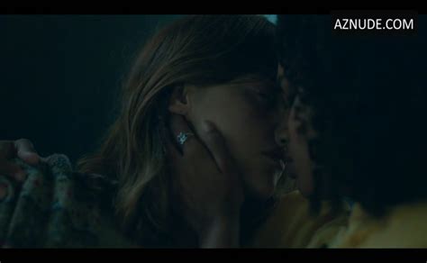 Morgana Van Peebles Jenna Louise Coleman Lesbian Scene In Wilderness AZNude