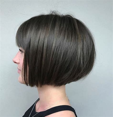 Layered Bob With Swoopy Side Bangs 100 Mindblowing