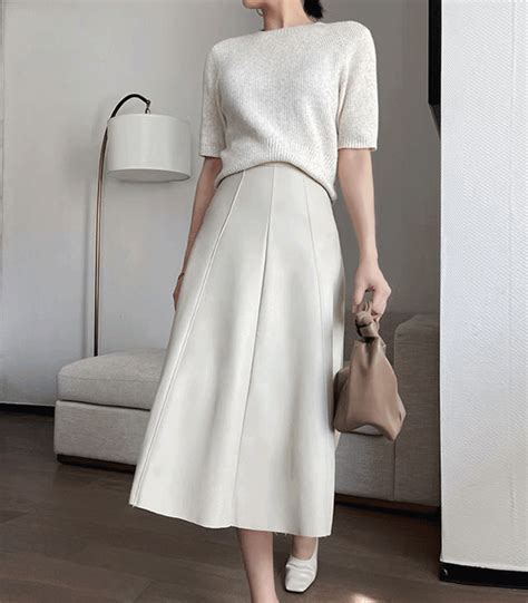 가을겨울 여성 가죽 롱 스커트 우아하고 멋스러운 A라인 레자 인조 가죽 플레어 주름 셔링 플리츠 긴치마 큰 스윙 슬림 에이