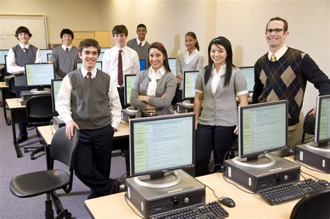 Ideas For How To Decorate A Computer Lab Synonym