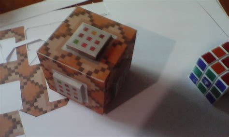Advanced Command Block Pixel Papercraft