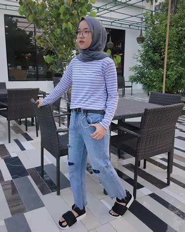 Style Hijab Baju Hitam Putih Hijab Casual