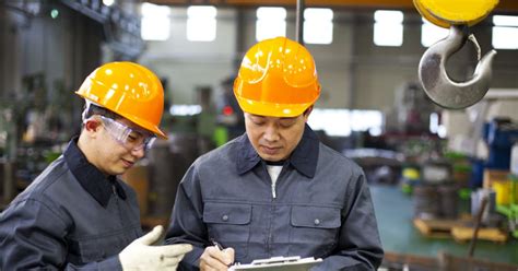 버려진 안전모 새 제품으로 탄생”국내 최초 폐안전모 업사이클링