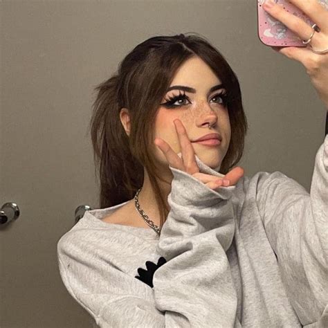 Hannah Kabel Bio Wiki Boyfriend Height Net Worth Biography On