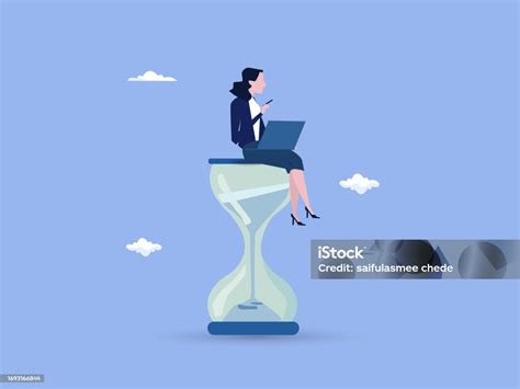 시간 카운트 다운 프로젝트 마감일 또는 시간 관리 긴급 작업 생산성 또는 작업 효율성 개념 모래 유리를 통과하는 시간에 컴퓨터 랩톱으로 작업하는 사업가 걱정하는에 대한 스톡