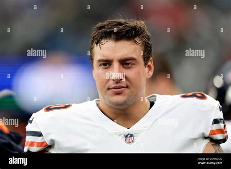 Chicago Bears Guard Dieter Eiselen 60 Waits To Face The New York Jets