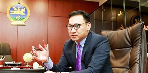 “Эрдэнэс таван толгой” ХК ийн гүйцэтгэх захирал асан Б Ганхуяг болон УИХ ын гишүүн асан Т