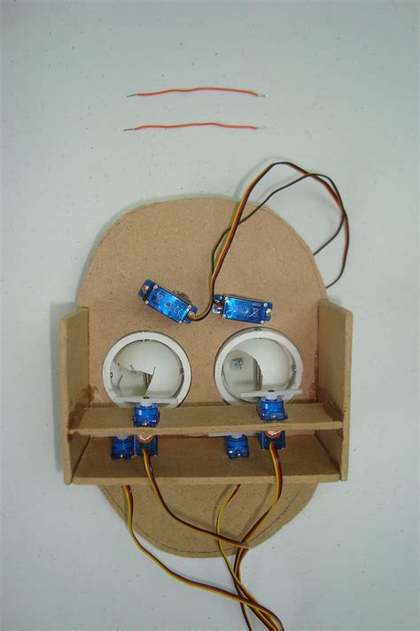 Animatronic Eyes Servo Hardware Pyroelectro News Projects And Tutorials